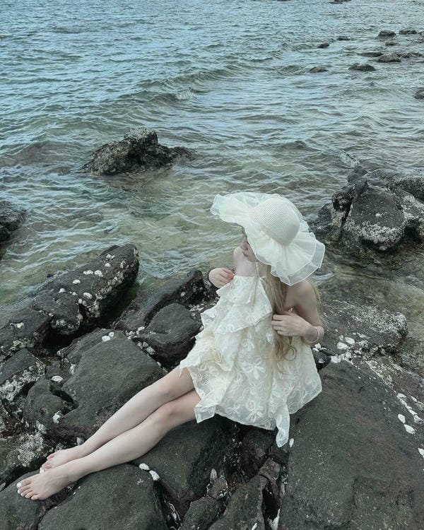 Bộ sưu tập 88+ ảnh Hoàng Lan Anh mặc bikini nổi bật nhất